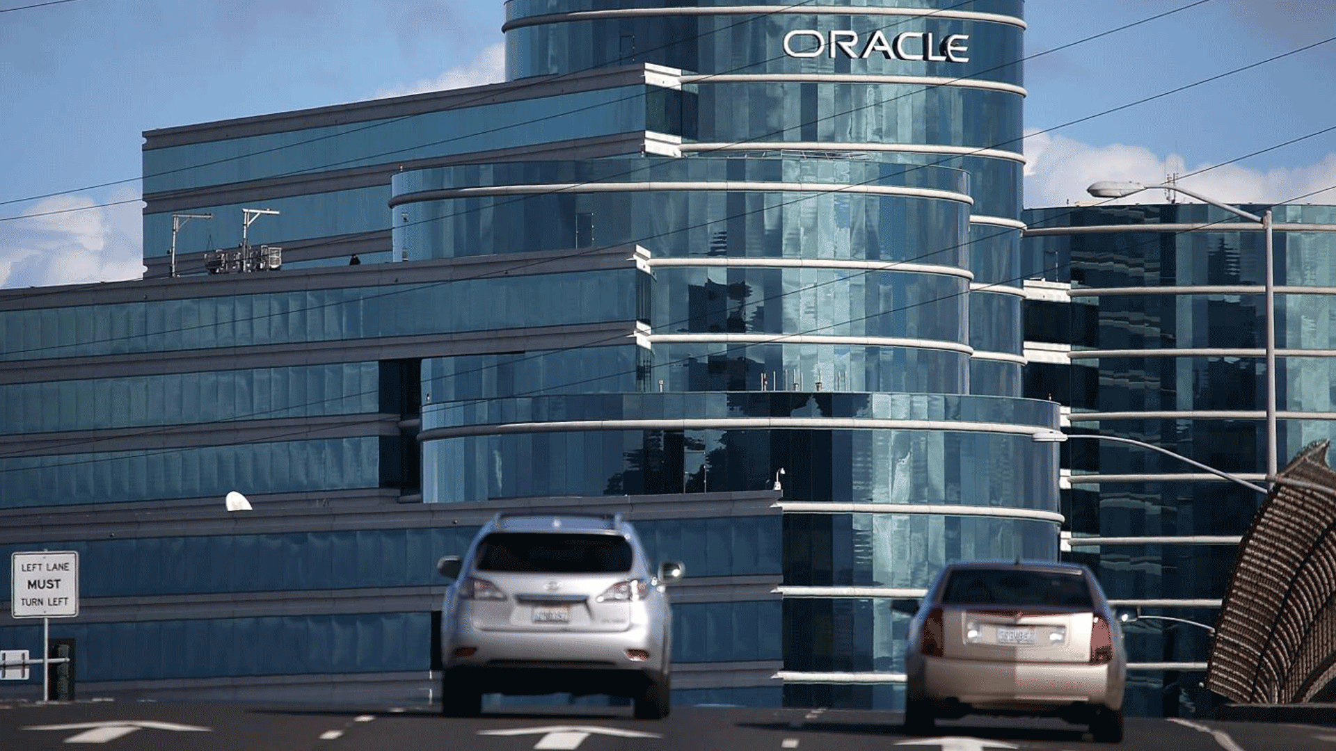 Oracle launches second data centre in Hyderabad - Manufacturing Today India Oracle launches second data centre in Hyderabad - Manufacturing Today India