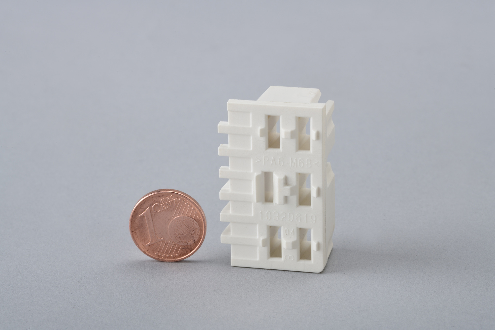 LANXESS develops a thermally conductive and electrically insulating ...