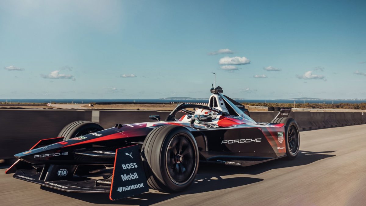 ABB unveils mobile charger for Formula E Season 9 - Manufacturing Today ...