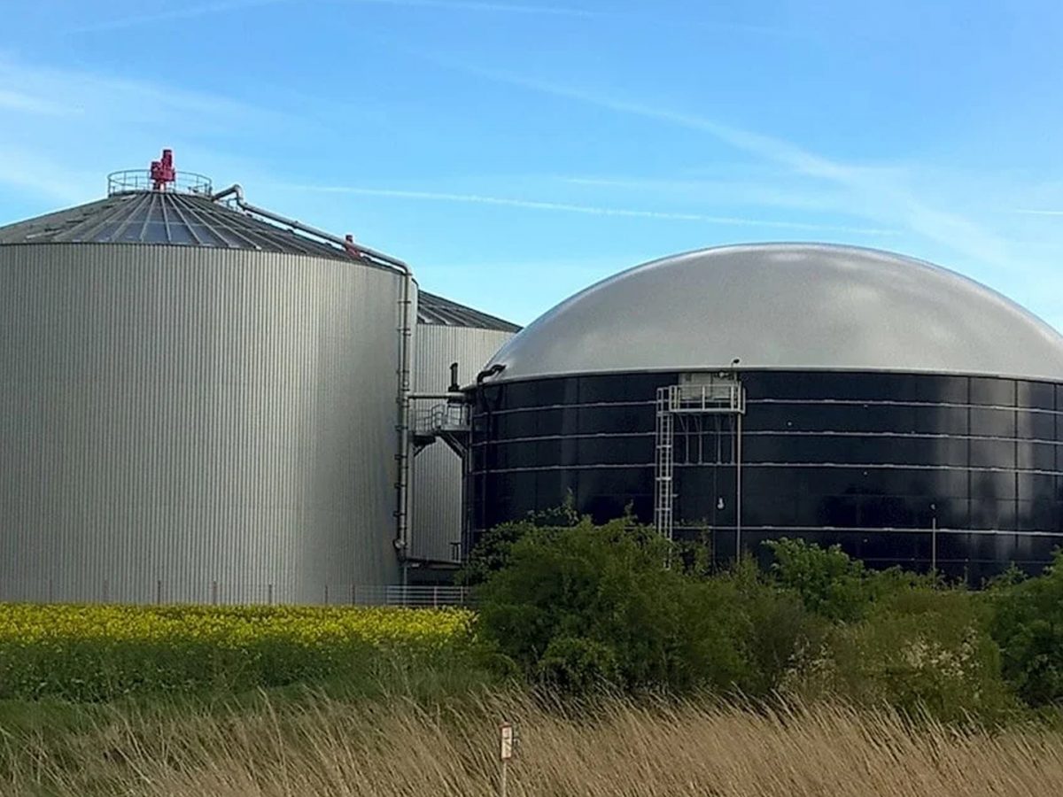 Shell greenlights 100 MW electrolyser project in Germany with REFHYNE 2 ...