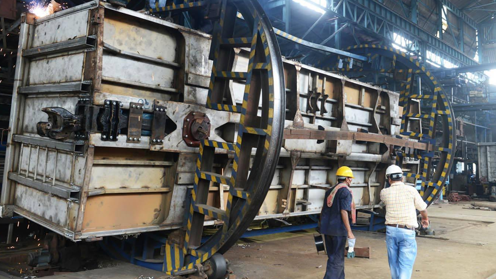 Titagarh Rail Systems wins Rs 350 crore metro contract - Manufacturing ...