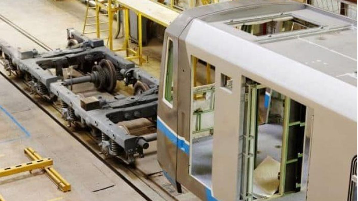 Hindalco partners with Metra for aluminium rail coaches - Manufacturing ...