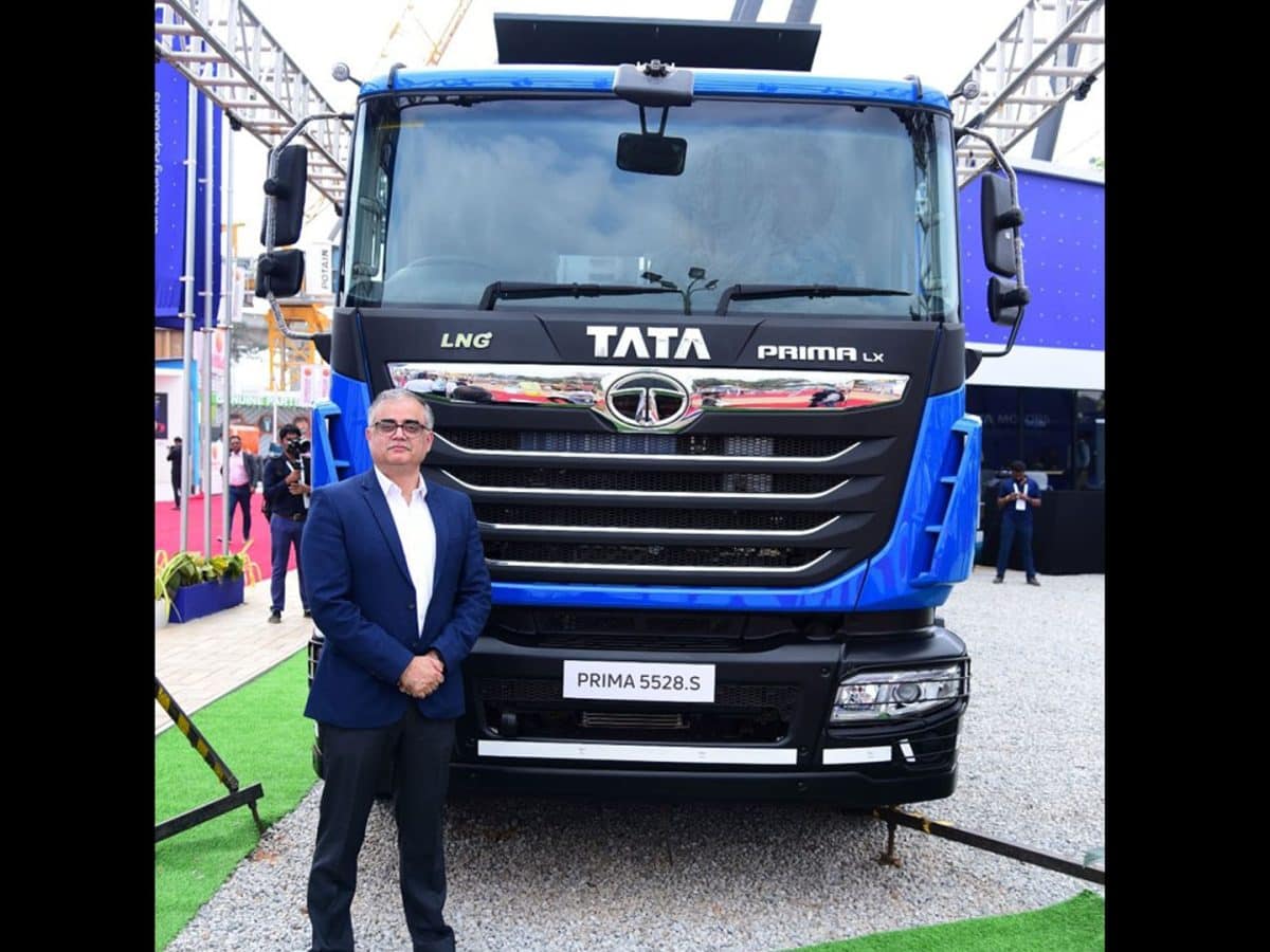 JCB premieres hydrogen power at EXCON 2023 - Manufacturing Today India