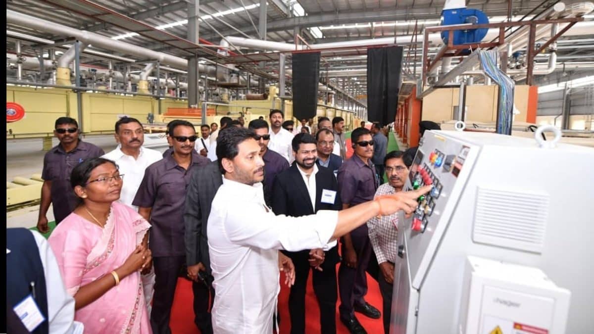 Century Plyboards unveils Rs 1,000 crore manufacturing hub ... Century Plyboards unveils Rs 1,000 crore manufacturing hub ...