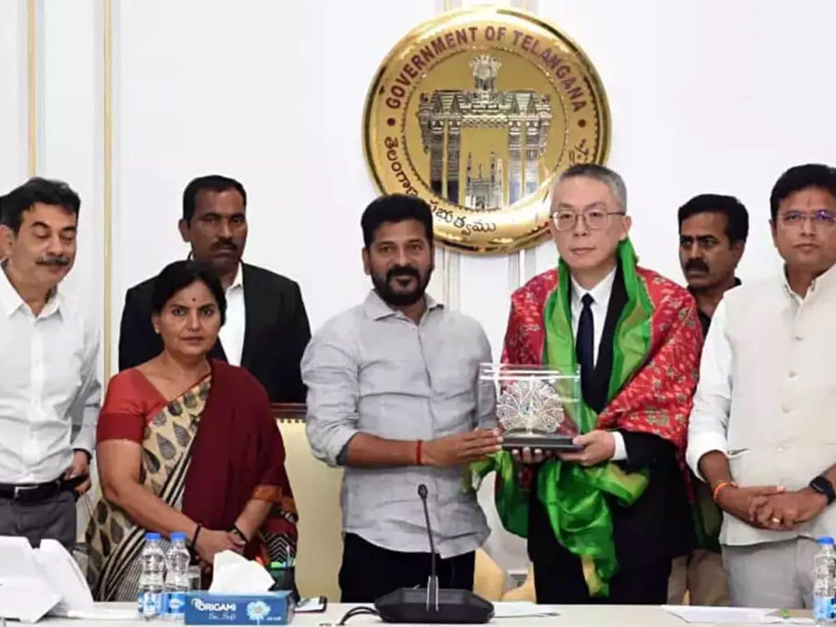 Apple widens manufacturing partnerships with Aequs, Rayprus ...