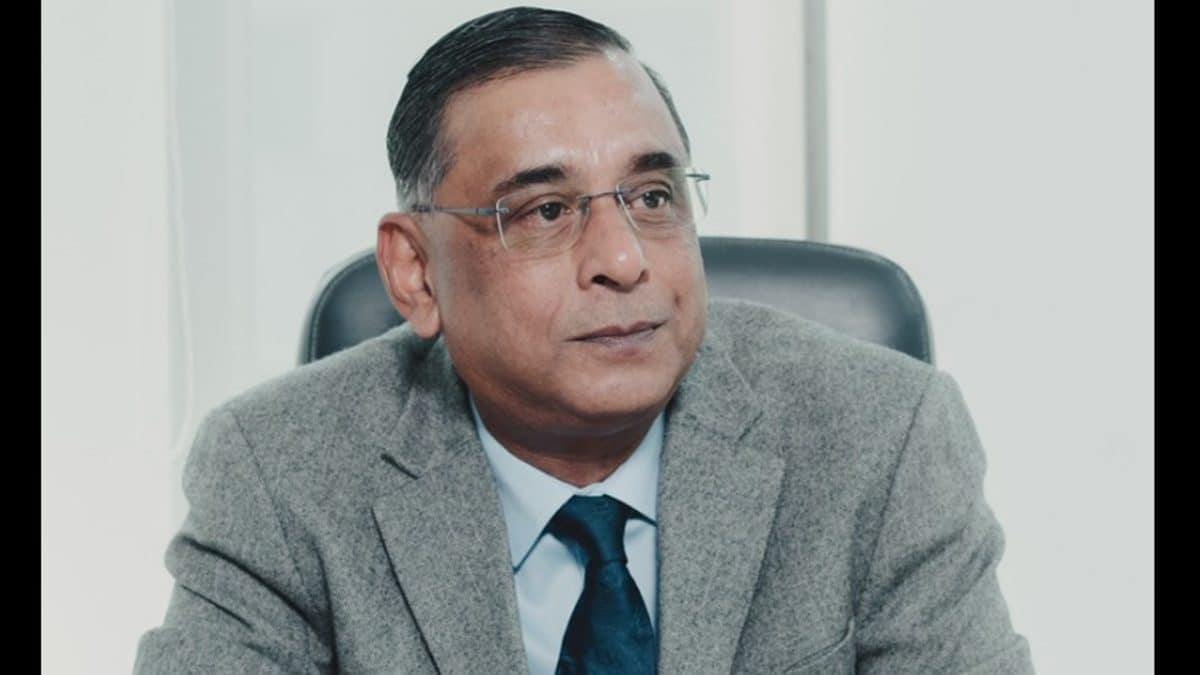 #Budget2024: Viksit Bharat vision prioritizes clean energy, e-mobility ...