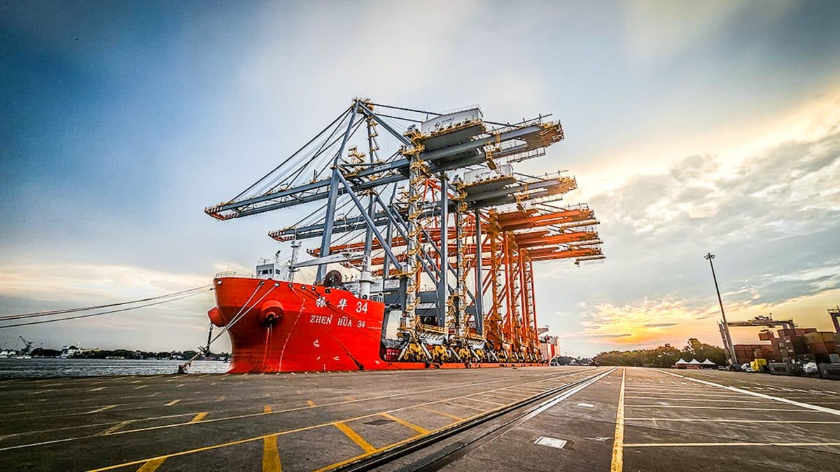 DP World's Cochin Terminal achieves 75,141 TEUs record handling in ...