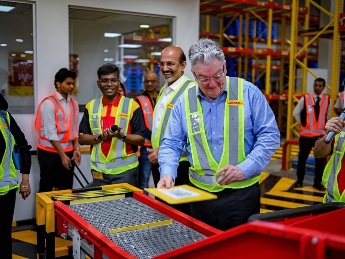DHL Express inaugurates automatic shipment sorting hub in New Delhi ...