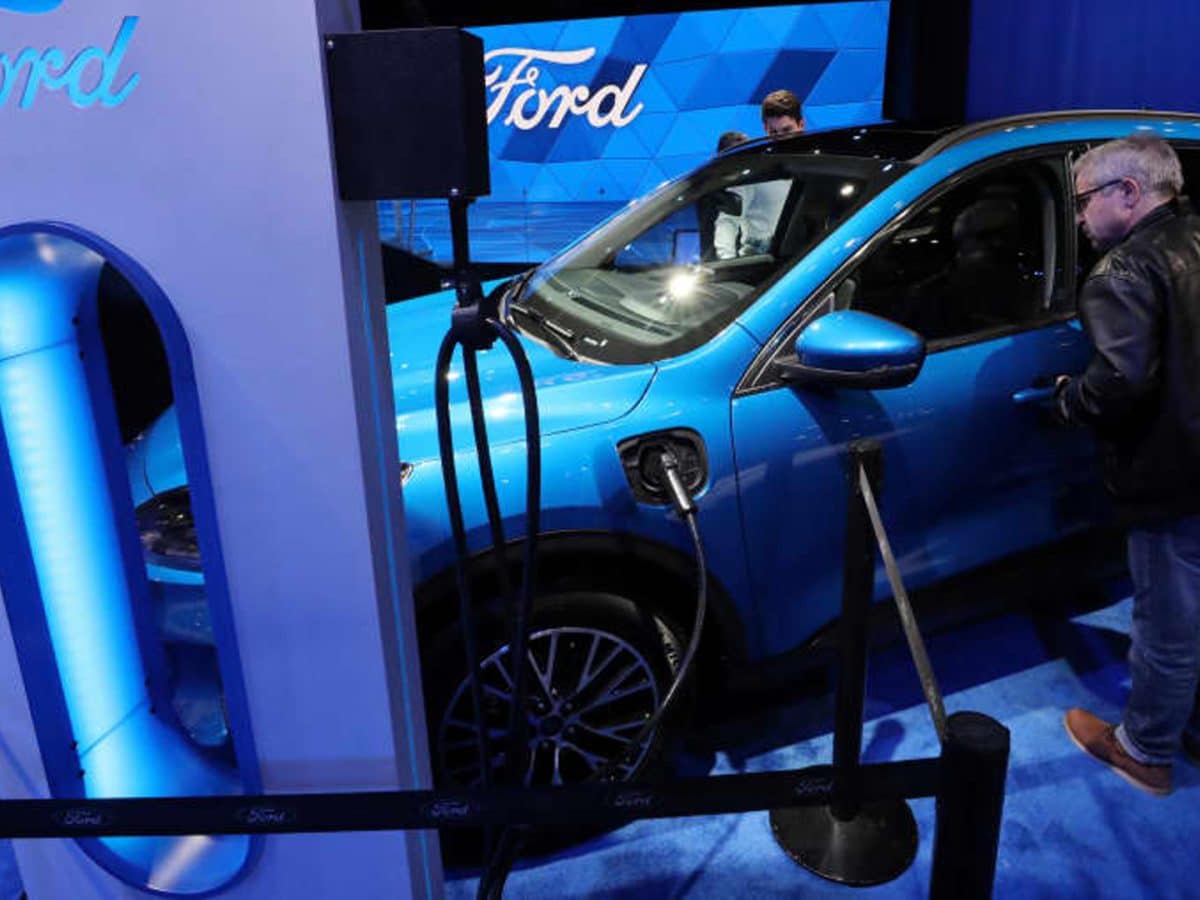 Ford hits the brakes on EV production - Manufacturing Today India