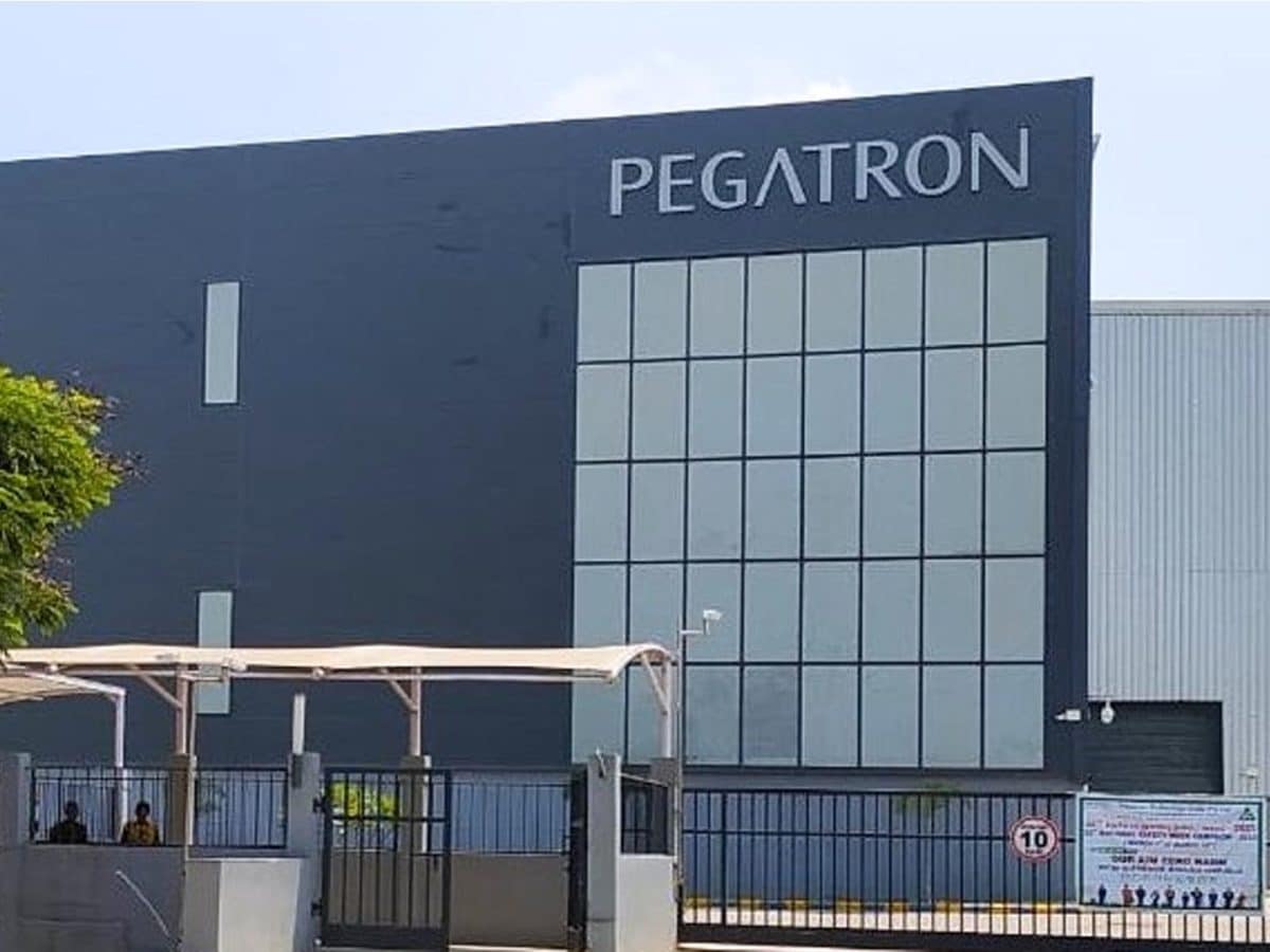 Foxconn bets Rs 276-Cr to double iPhone production in India