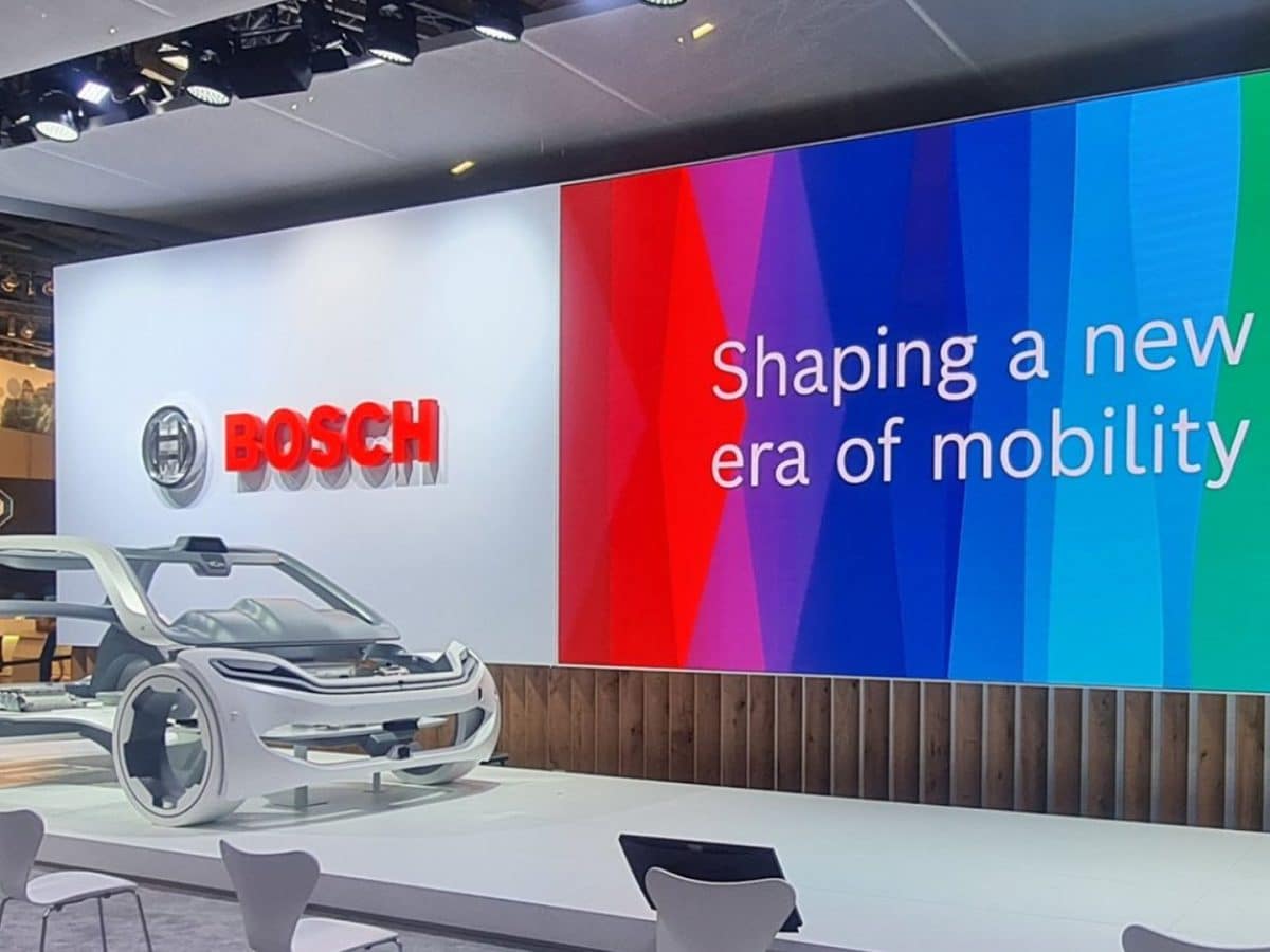 Pirelli and Bosch team up to develop smart tyres for safer driving ...