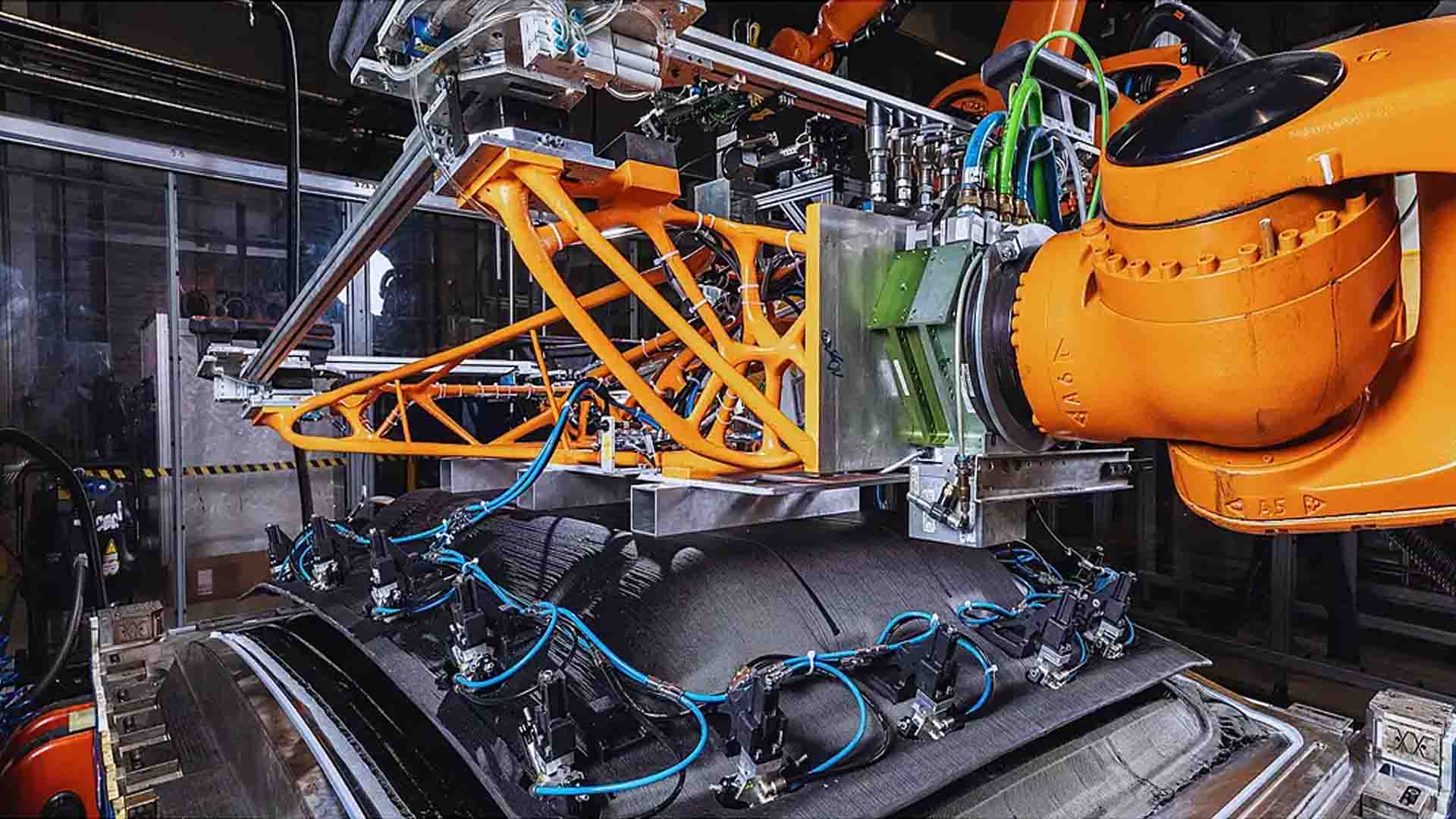 BMW Group advances manufacturing with custom 3D-printed robot grippers ...