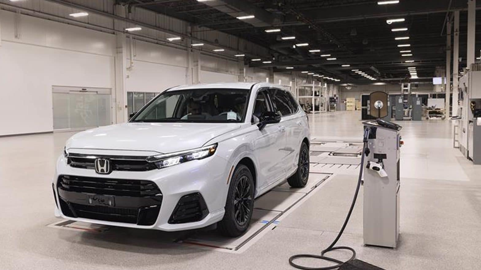 Honda's Ohio plant begins production of 2025 CR-V fuel cell electric ...