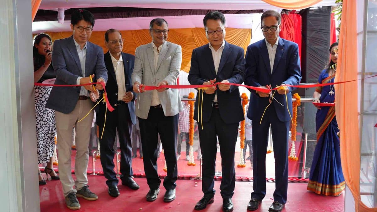 Hyundai opens three cutting-edge showrooms in Pune - Manufacturing ...