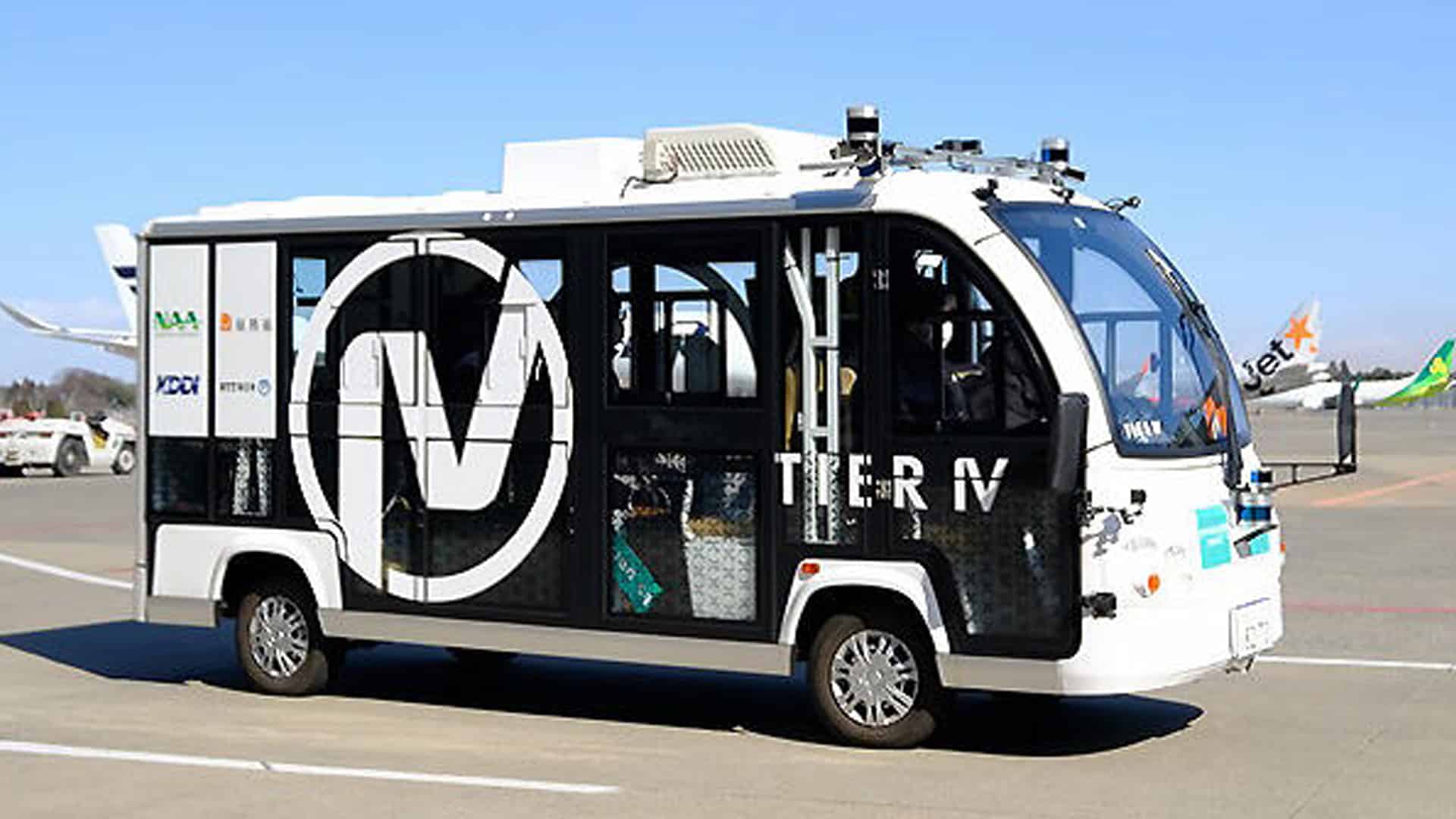 Hyundai Mobis introduces 'Moving Panoramic Screens' for in-vehicle ...