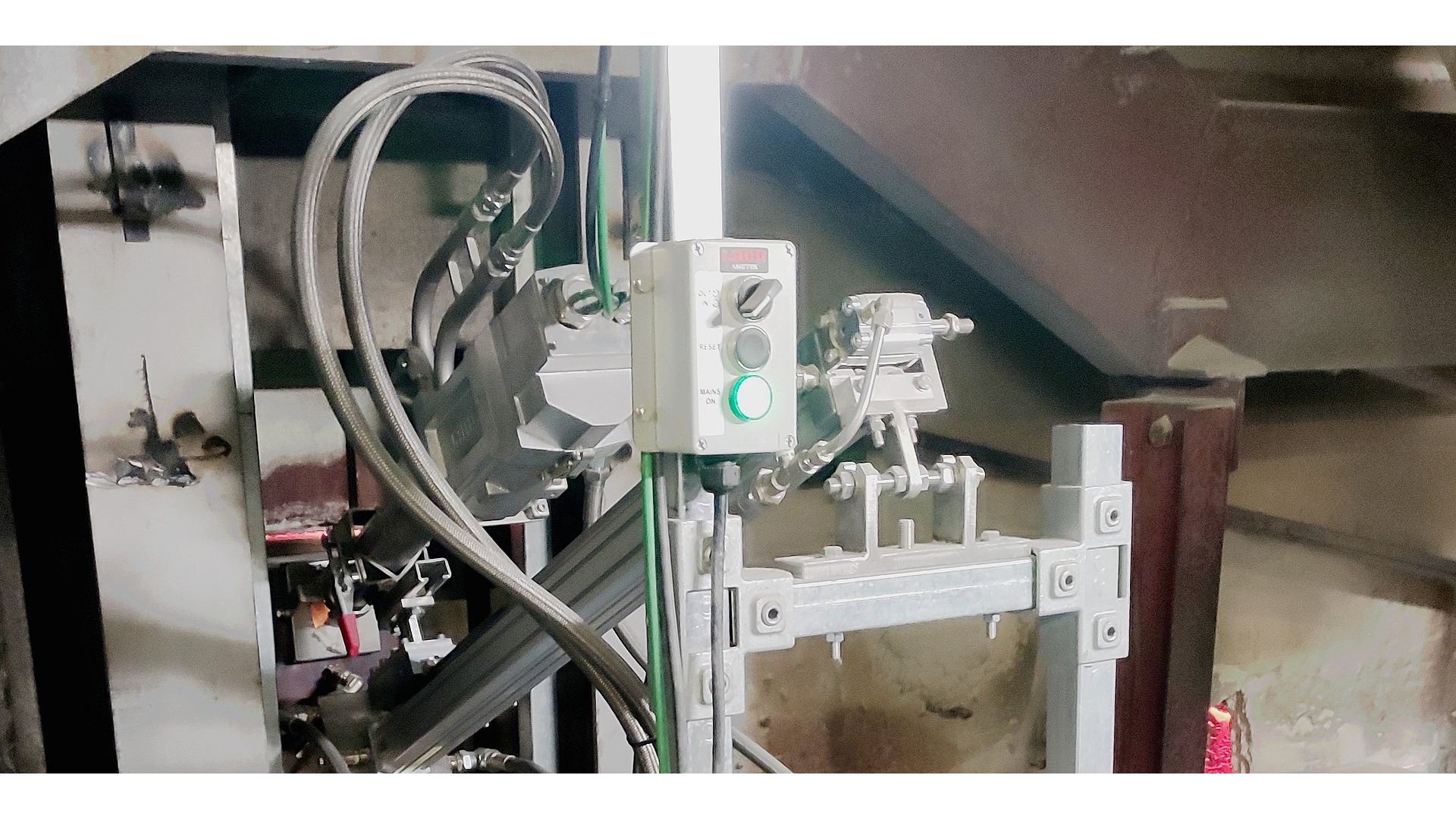 AMETEK Land redefines safety with new thermal imager retraction system ...