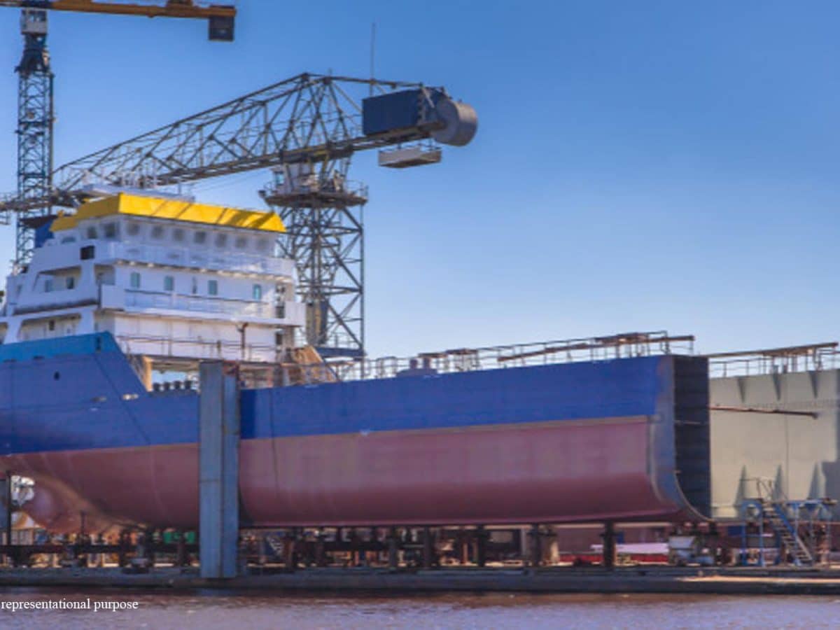 India's shipping ministry unveils plan for coastal shipbuilding ...