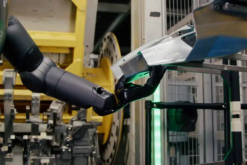 Humanoid robots tested at BMW's Spartanburg plant for vehicle assembly ...