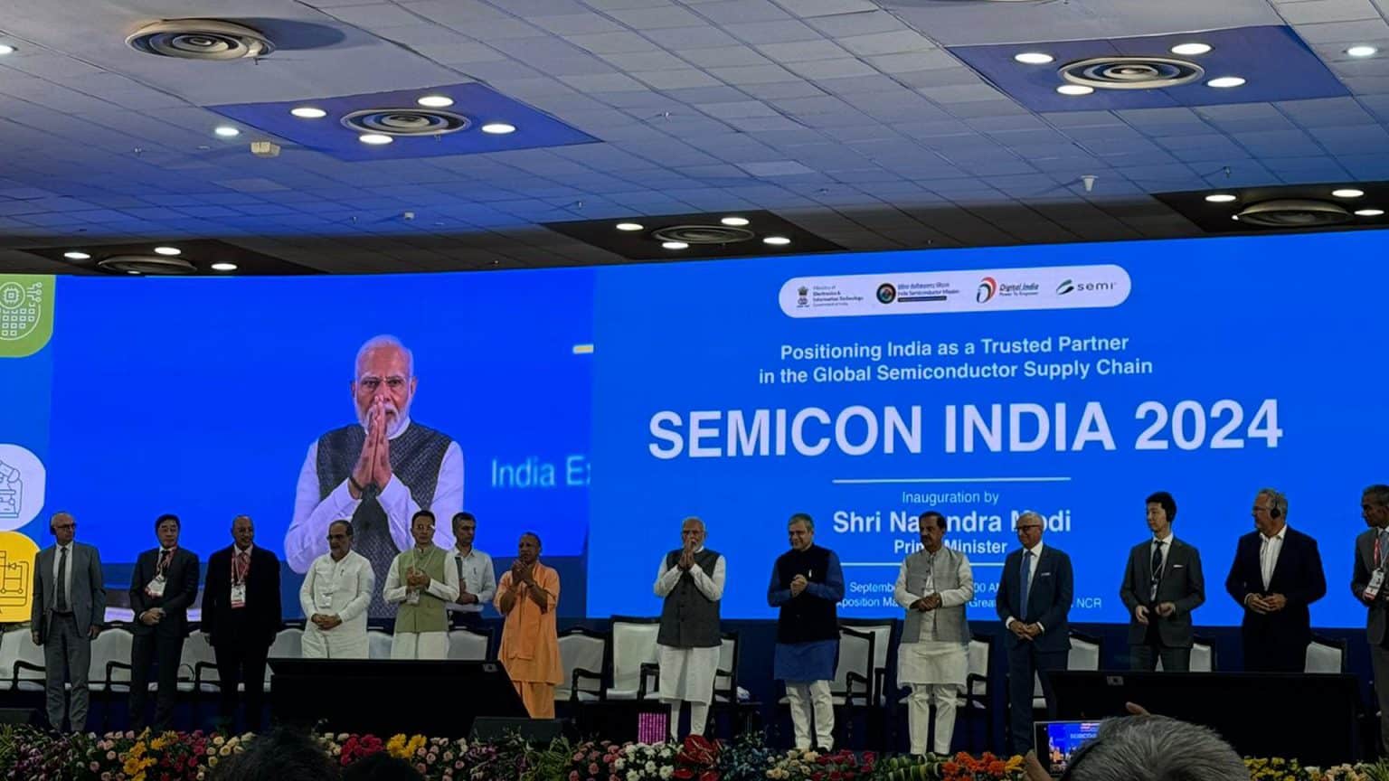 PM Modi inaugurates SEMICON India 2024 with global semiconductor ...