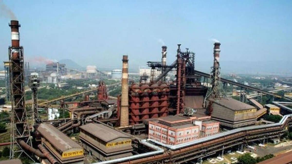 Steel giant RINL gets ₹1,650 crore boost as government steps in to ...