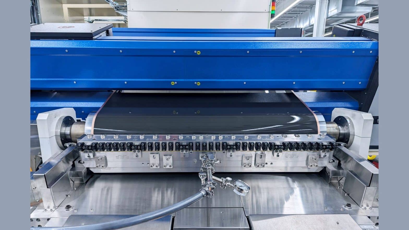 Dürr's GigaCoater™ takes battery production to new heights with dual ...