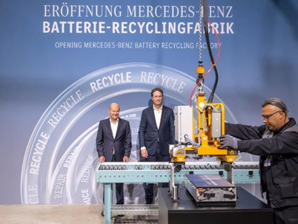Mercedes-Benz opens Europe’s first battery recycling plant, closing the ...