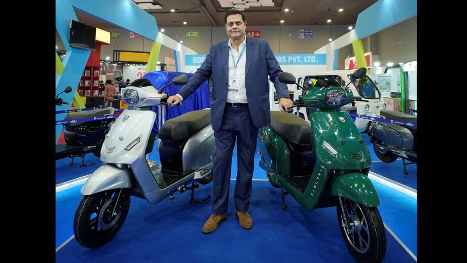 Godawari Electric Motors debuts new EV range at Bharat Mobility Expo 2025 - Manufacturing Today ...