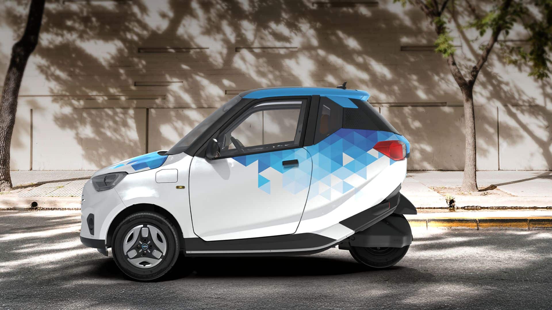 Gensol EV secures 30,000 pre-orders for EZIO & EZIBOT at Bharat Mobility Expo 2025 ...