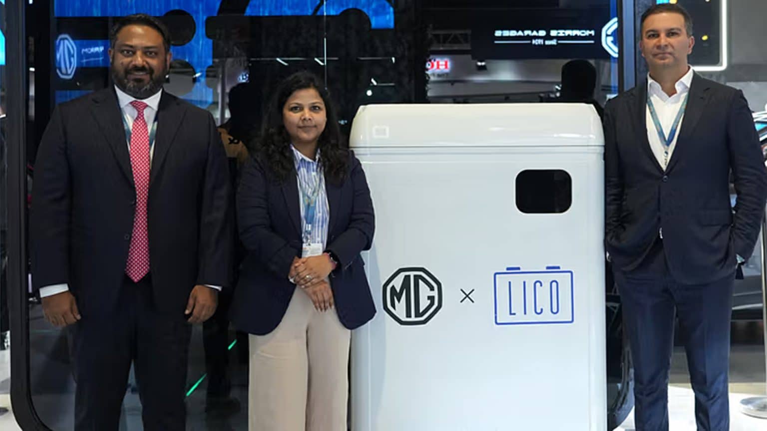 Emobi Manufacturing debuts AKX commuter for India's growing EV market ...