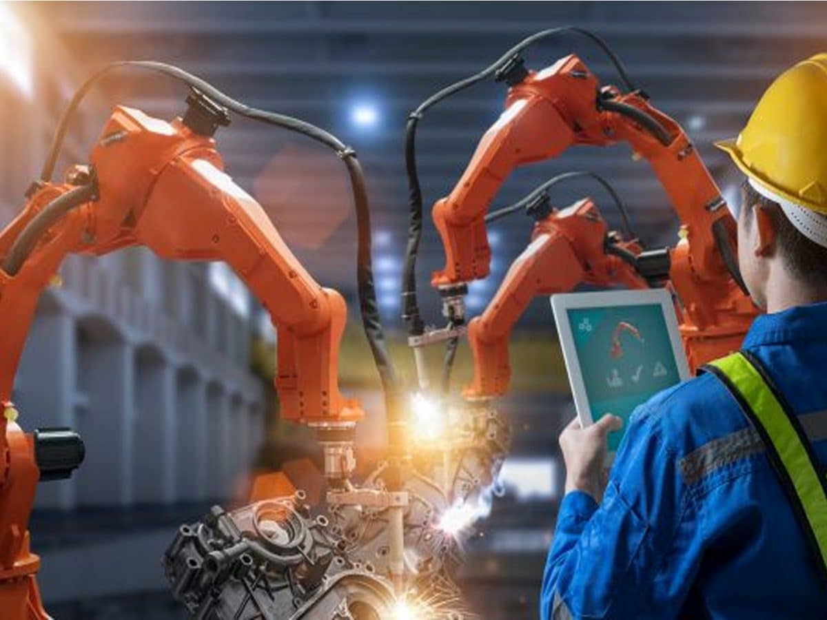 Transforming manufacturing with AI: The future of smart products ...