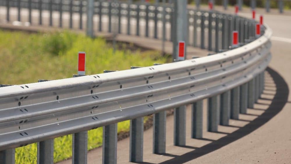 Jindal (India)expands metal beam crash barrier production
