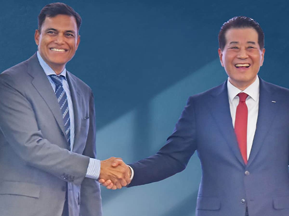 West Bengal CM inaugurates JSW Energy's mega power plant