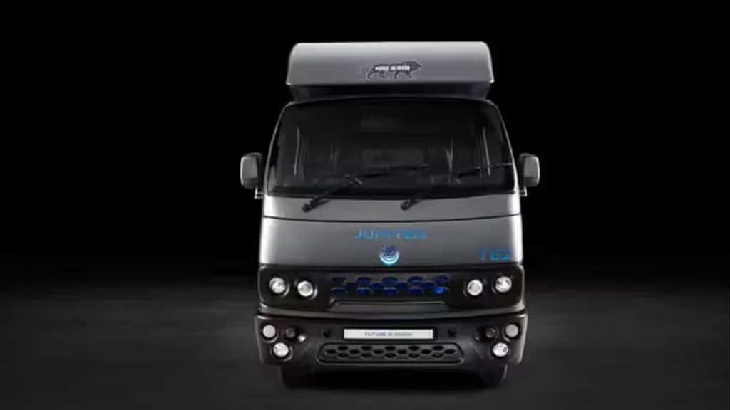 Jupiter Electric Mobility launches JEM TEZ e-LCV