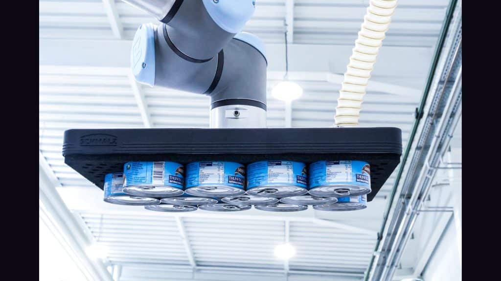 Enhancing automated material handling with advanced layer gripping technology