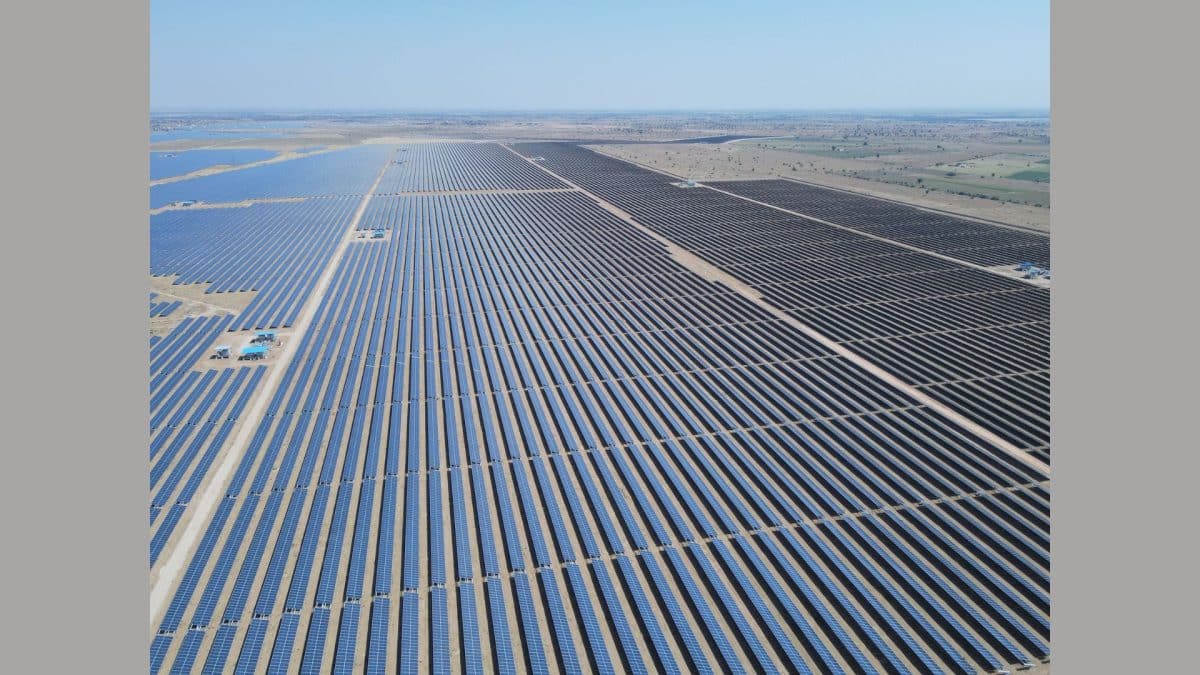 ReNew cuts solar modules, cells prices after GST reduction