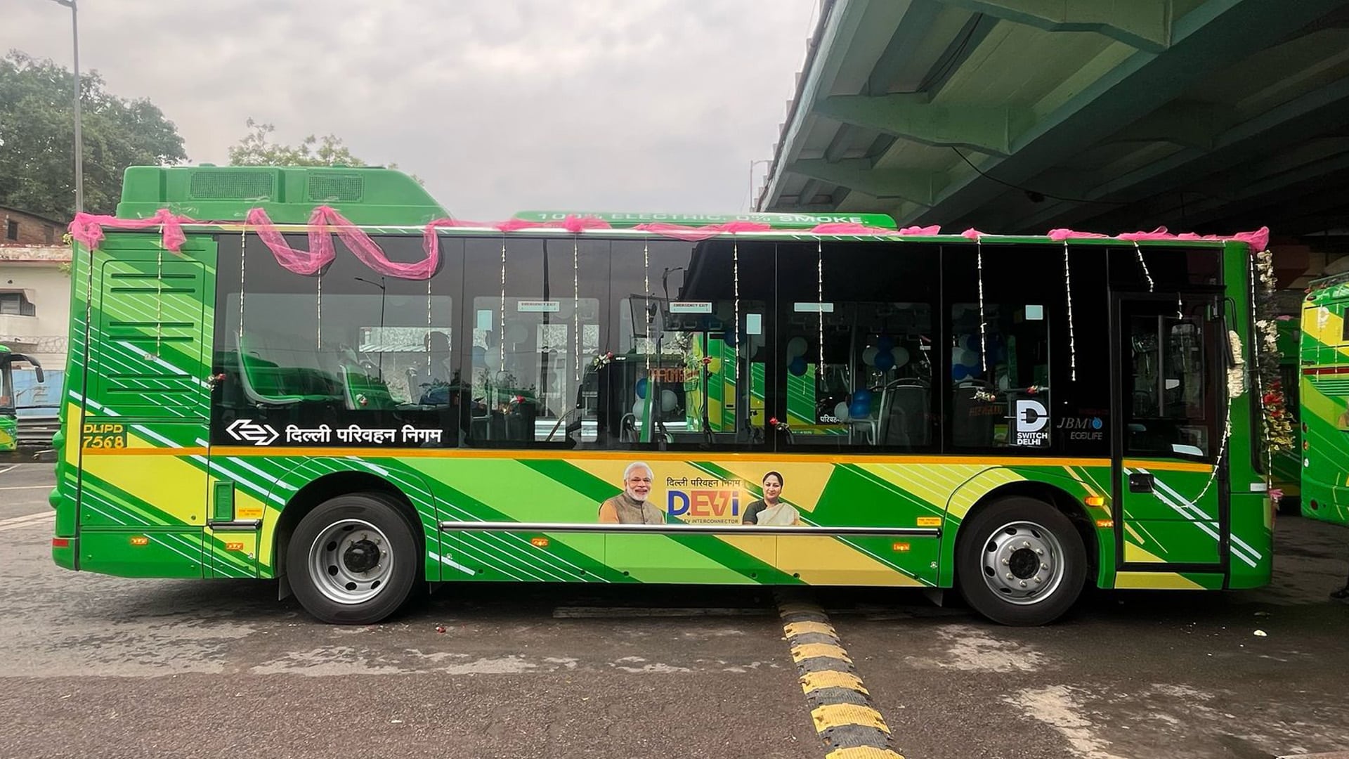 Delhi rolls out 400 DEVI electric buses to power green mobility drive