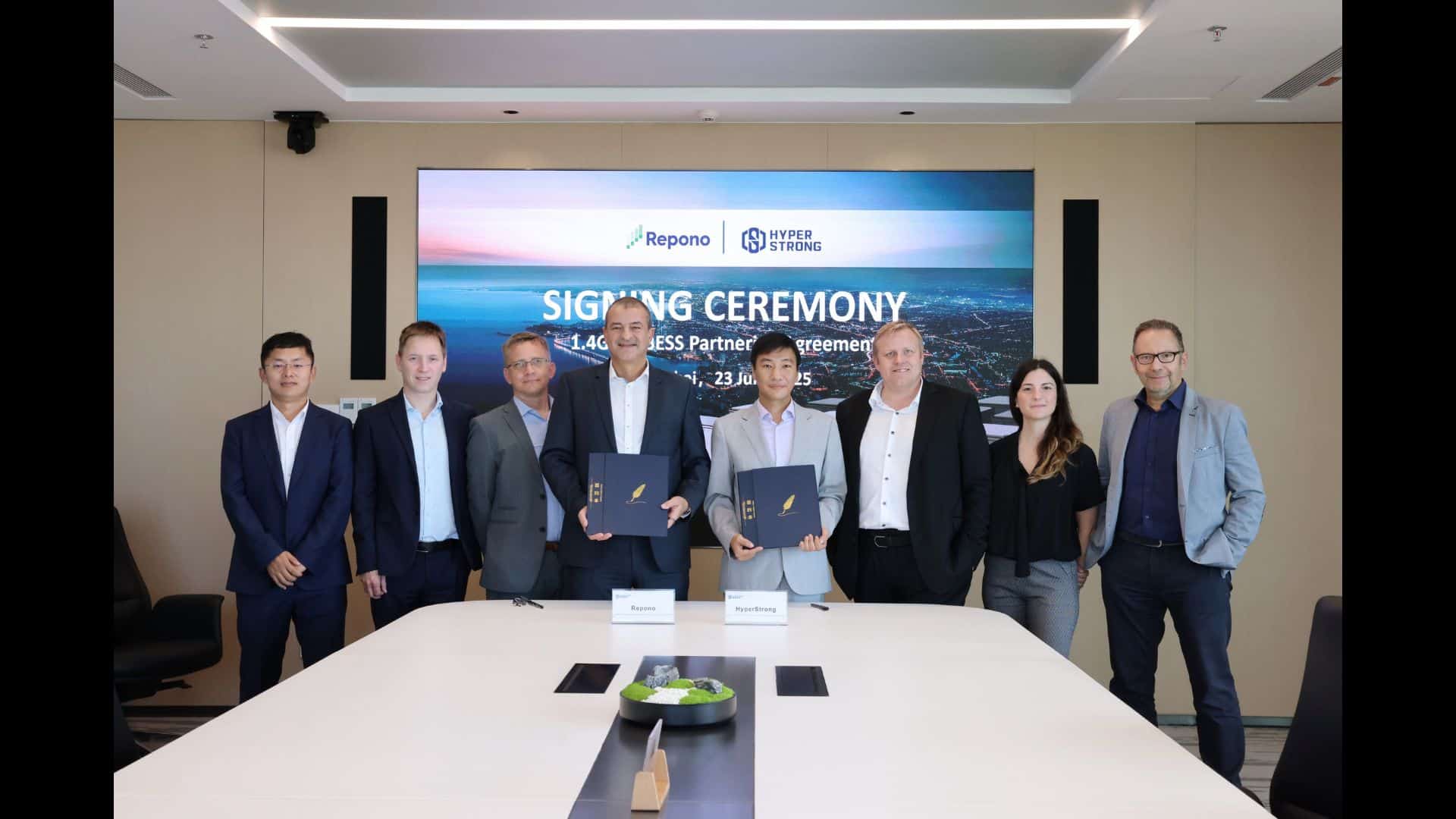 Padget Electronics' mega smartphone manufacturing hub inaugurated in ...