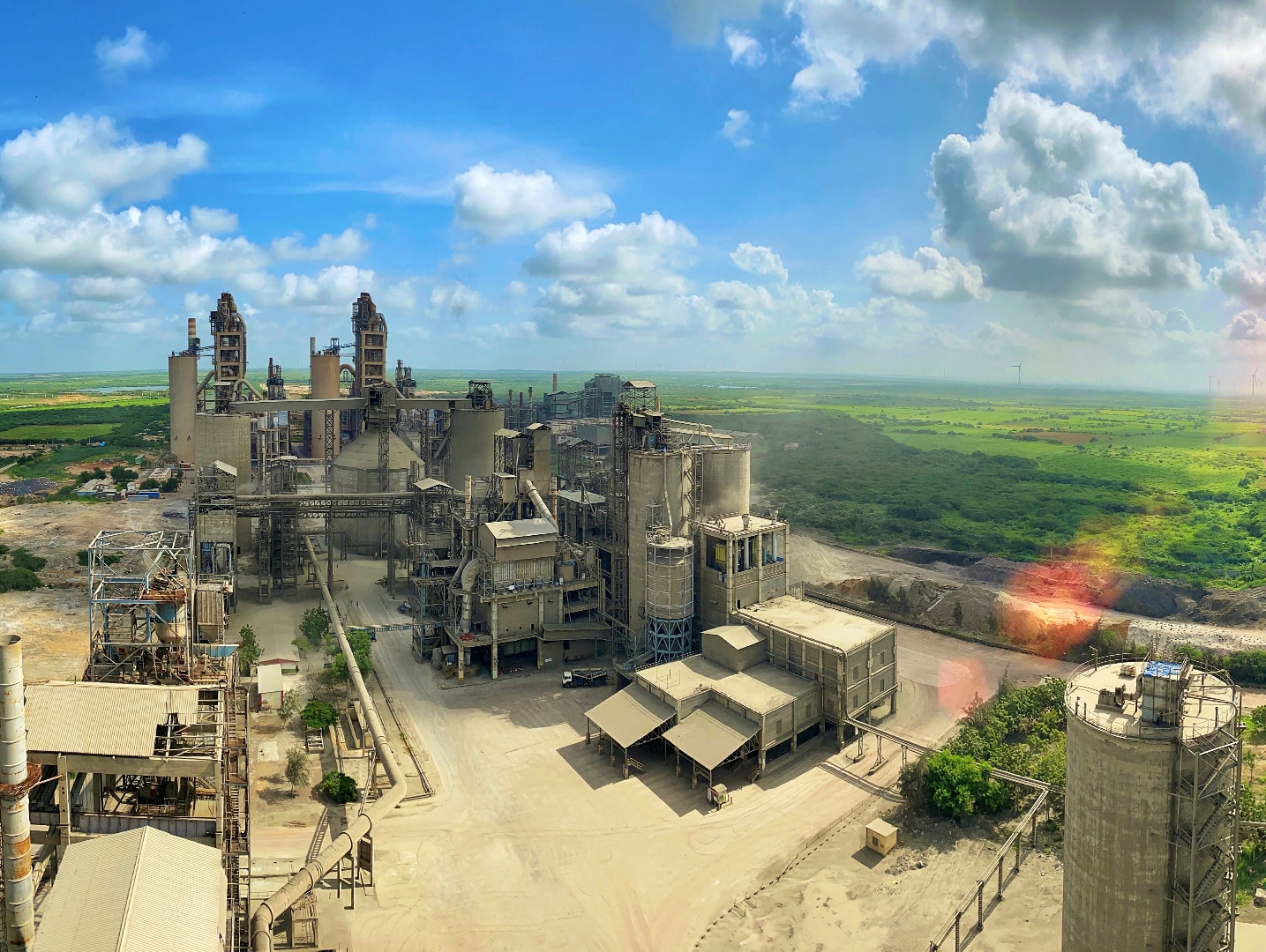 UltraTech powers up India’s 1st hybrid RTC energy project