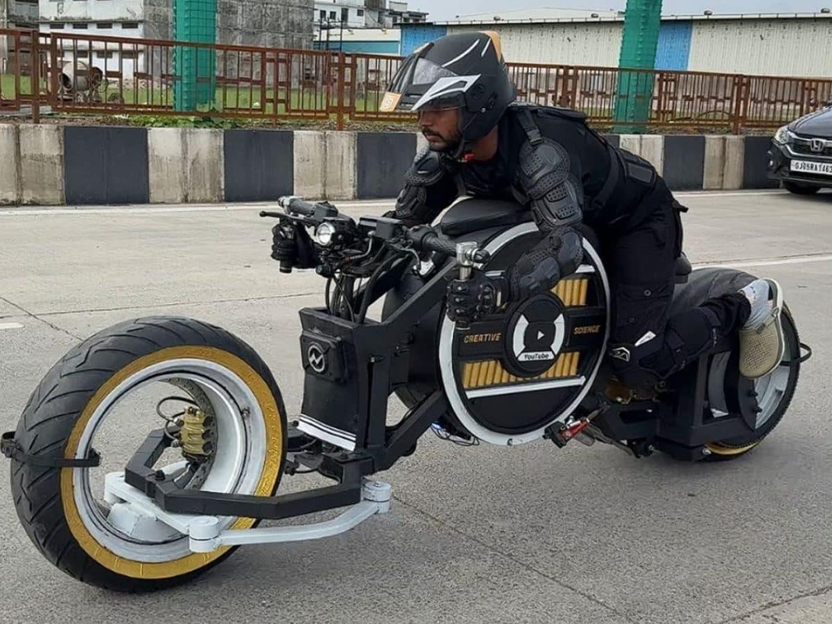 Students create AI-powered electric superbike - Garuda