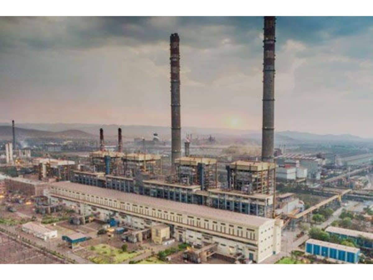 JSW Energy nears launch of 5 GWh battery assembly Pune plant